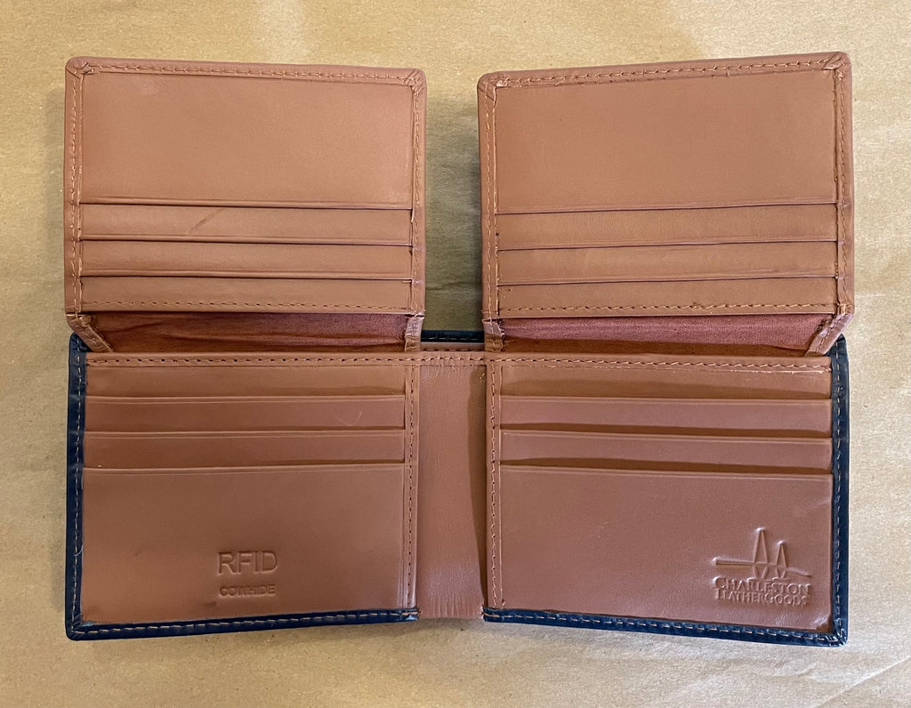 bi fold with two flaps – Charleston Leathergoods